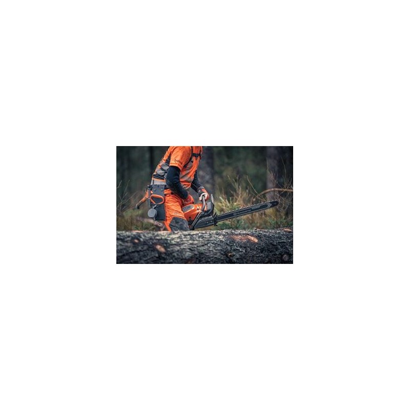 Husqvarna 592XP Chainsaw 24" - 28"